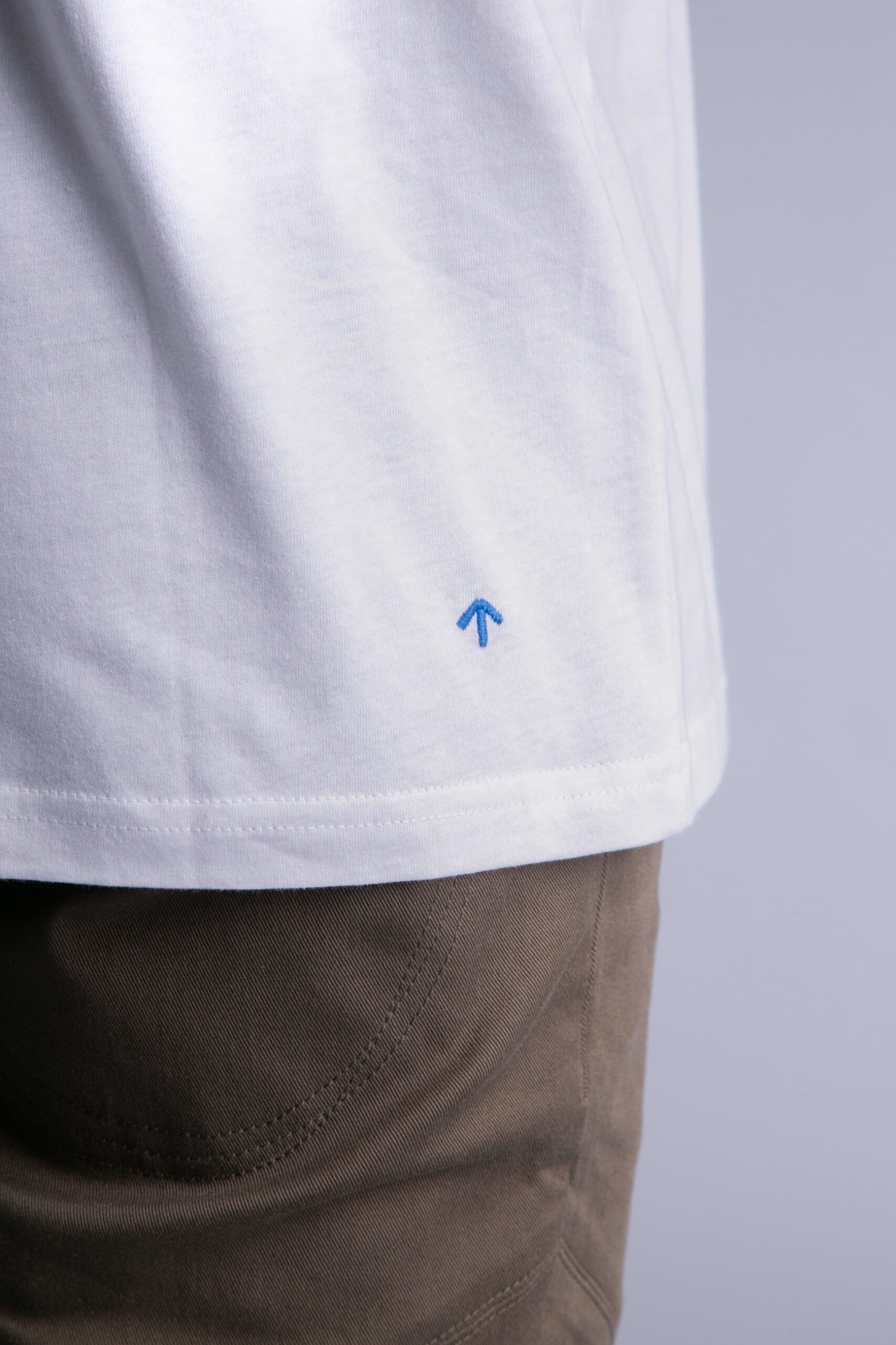 Naiste up-shirt by Reet Aus • Ecodisain keskkonnasõbralikud tooted